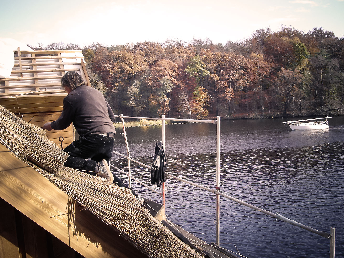 Bootshaus in Potsdam Griebnitzsee - IHR REETDACHDECKER FÜR BERLIN ...