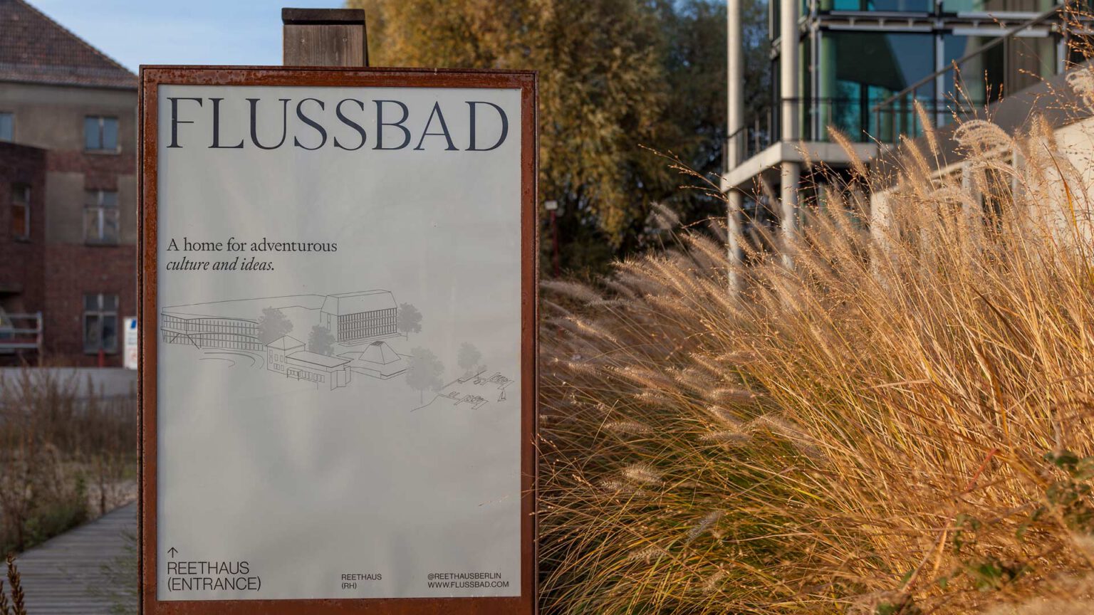 The Reethaus in Berlin-Lichtenberg - IHR REETDACHDECKER FÜR BERLIN ...